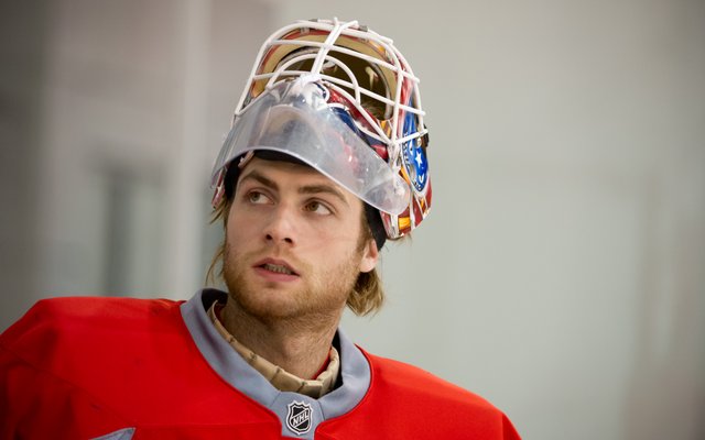 Oates Still Confident in Holtby - The Sports Column | Sports Articles ...