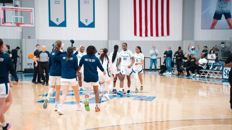 St. Peter's Women Come Up Big Against Manhattan - The Sports Column ...